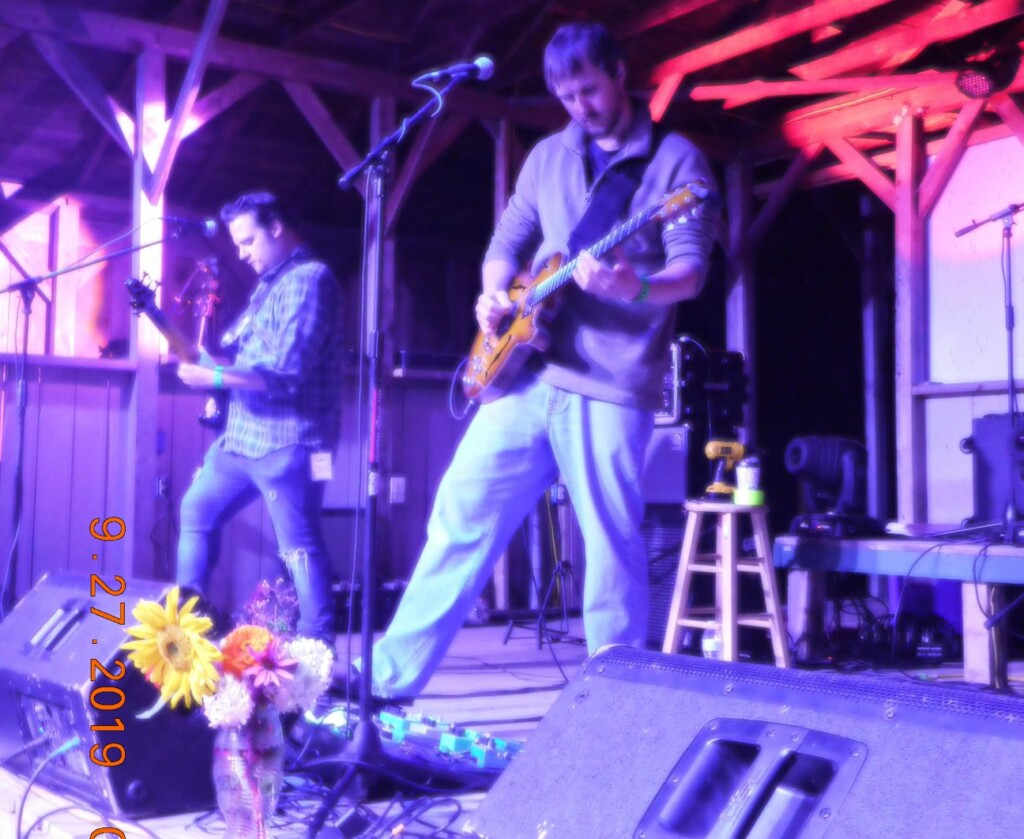 Woodstock Inn Brewery | Play